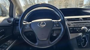 Pelēks Lexus RX 2010 Rīga, ar dzinēja tilpumu 3.50 L un nobraukumu 233 tūkst. km par 10950 €, foto 15 vietnē AUTOMOTO.COM.LV