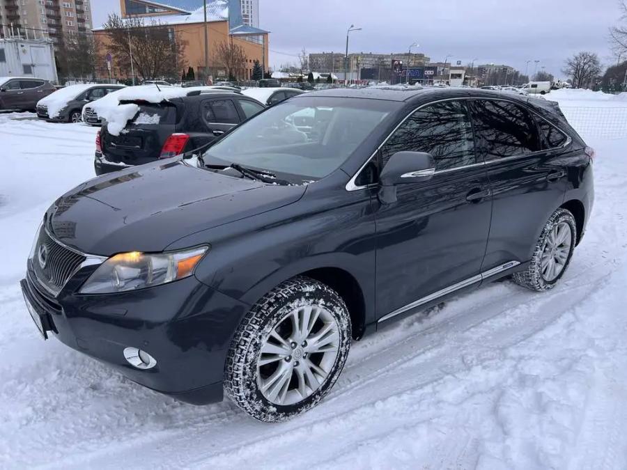 Pelēks Lexus RX 2010 Rīga, ar dzinēja tilpumu 3.50 L un nobraukumu 233 tūkst. km par 10350 €, foto 1 vietnē AUTOMOTO.COM.LV