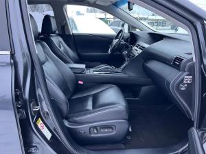 Pelēks Lexus RX 2010 Rīga, ar dzinēja tilpumu 3.50 L un nobraukumu 233 tūkst. km par 10350 €, foto 12 vietnē AUTOMOTO.COM.LV