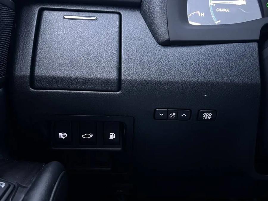 Pelēks Lexus RX 2010 Rīga, ar dzinēja tilpumu 3.50 L un nobraukumu 233 tūkst. km par 10350 €, foto 27 vietnē AUTOMOTO.COM.LV