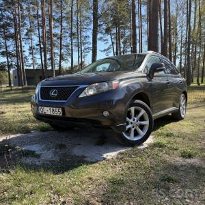 Pelēks Lexus RX 2011 Rīga, ar dzinēja tilpumu 3.50 L un nobraukumu 149 tūkst. km par 10490 €, foto  vietnē AUTOMOTO.COM.LV