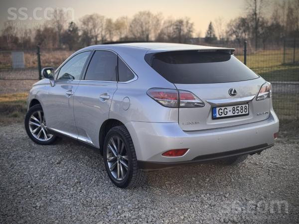 Pelēks Lexus RX 2012 Rīga, ar dzinēja tilpumu 3.50 L un nobraukumu 229 tūkst. km par 14990 €, foto 2 vietnē AUTOMOTO.COM.LV