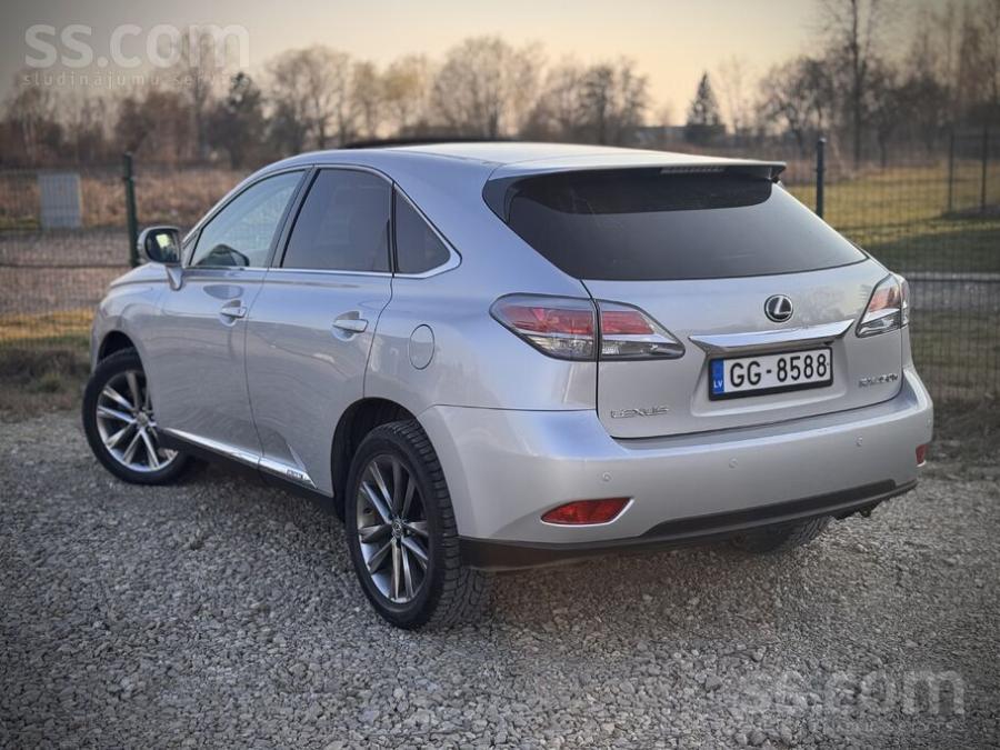 Pelēks Lexus RX 2012 Rīga, ar dzinēja tilpumu 3.50 L un nobraukumu 229 tūkst. km par 14990 €, foto 2 vietnē AUTOMOTO.COM.LV
