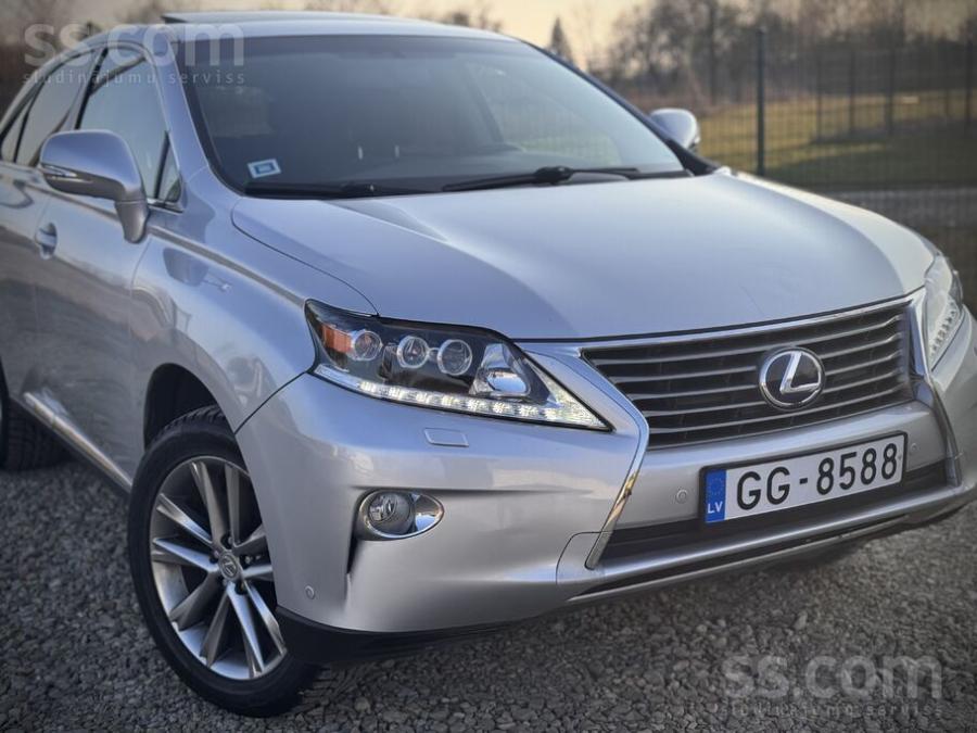 Pelēks Lexus RX 2012 Rīga, ar dzinēja tilpumu 3.50 L un nobraukumu 229 tūkst. km par 14990 €, foto 8 vietnē AUTOMOTO.COM.LV