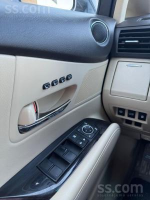 Pelēks Lexus RX 2012 Rīga, ar dzinēja tilpumu 3.50 L un nobraukumu 195 tūkst. km par 11000 €, foto 14 vietnē AUTOMOTO.COM.LV