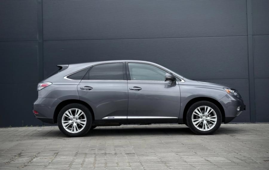 Pelēks Lexus RX 2012 Rīga, ar dzinēja tilpumu 3.50 L un nobraukumu 144 tūkst. km par 14495 €, foto 6 vietnē AUTOMOTO.COM.LV