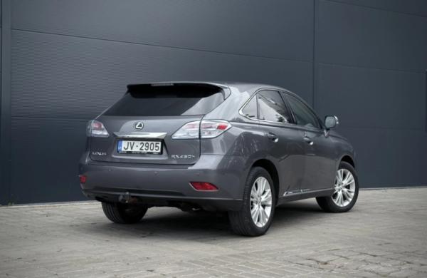 Grey Lexus RX 2012 in Riga, with an engine capacity of 3.50 L and mileage of 144 thousand km for 14495 €, photo 6 on AUTOMOTO.COM.LV