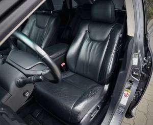 Grey Lexus RX 2012 in Riga, with an engine capacity of 3.50 L and mileage of 144 thousand km for 13750 €, photo 12 on AUTOMOTO.COM.LV