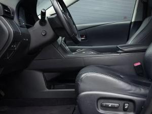 Grey Lexus RX 2012 in Riga, with an engine capacity of 3.50 L and mileage of 144 thousand km for 13750 €, photo 13 on AUTOMOTO.COM.LV