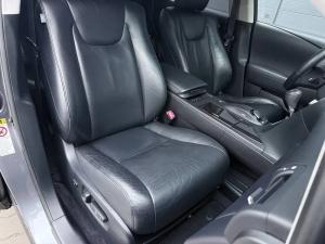 Grey Lexus RX 2012 in Riga, with an engine capacity of 3.50 L and mileage of 144 thousand km for 13750 €, photo 14 on AUTOMOTO.COM.LV