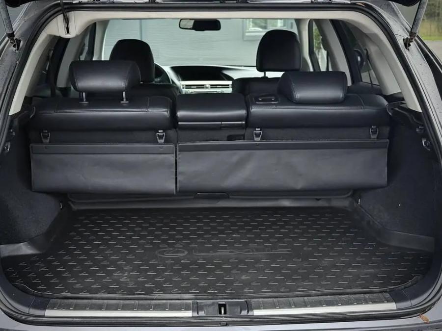 Grey Lexus RX 2012 in Riga, with an engine capacity of 3.50 L and mileage of 144 thousand km for 13750 €, photo 24 on AUTOMOTO.COM.LV