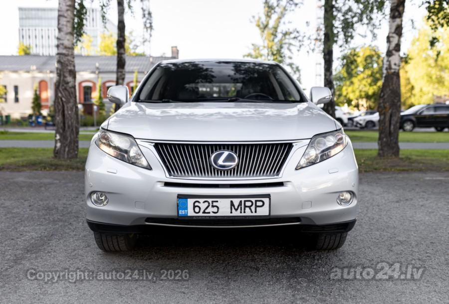 Grey Lexus RX 2012 in Tallinn, with an engine capacity of 3.50 L and mileage of 274 thousand km for 10900 €, photo 7 on AUTOMOTO.COM.LV