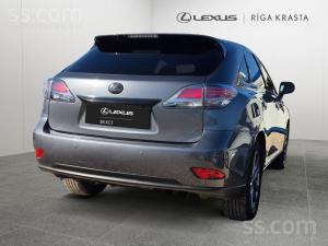 Pelēks Lexus RX 2013 Rīga, ar dzinēja tilpumu 3.50 L un nobraukumu 142 tūkst. km par 16700 €, foto 2 vietnē AUTOMOTO.COM.LV