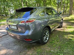 Grey Lexus RX 2013 in Riga, with an engine capacity of 3.50 L and mileage of 228 thousand km for 16200 €, photo 5 on AUTOMOTO.COM.LV