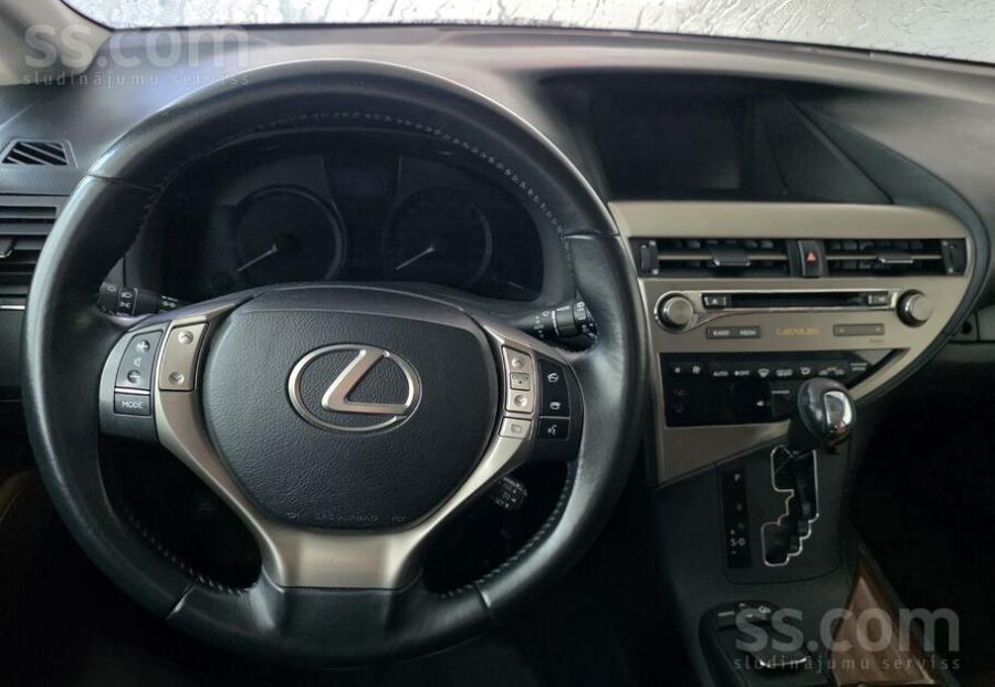Pelēks Lexus RX 2013 Rīga, ar dzinēja tilpumu 3.50 L un nobraukumu 229 tūkst. km par 15350 €, foto 16 vietnē AUTOMOTO.COM.LV