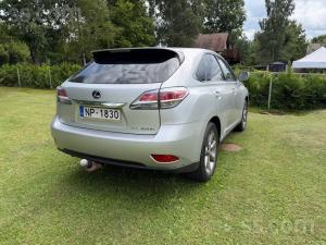 Grey Lexus RX 2013 in Riga, with an engine capacity of 3.50 L and mileage of 244 thousand km for 15600 €, photo 7 on AUTOMOTO.COM.LV