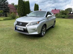 Grey Lexus RX 2013 in Riga, with an engine capacity of 3.50 L and mileage of 244 thousand km for 15600 €, photo 9 on AUTOMOTO.COM.LV