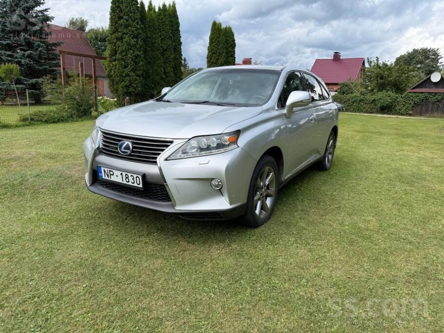 Grey Lexus RX 2013 in Riga, with an engine capacity of 3.50 L and mileage of 244 thousand km for 15600 €, photo 9 on AUTOMOTO.COM.LV