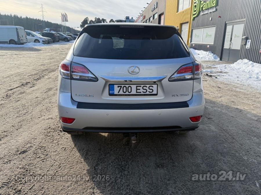Grey Lexus RX 2014 in Parnu, with an engine capacity of 3.50 L and mileage of 92 thousand km for 13950 €, photo 8 on AUTOMOTO.COM.LV