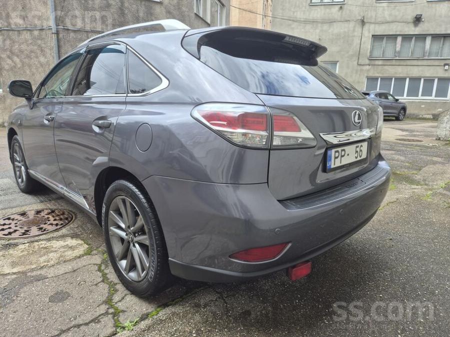 Grey Lexus RX 2014 in Riga, with an engine capacity of 3.50 L and mileage of 122 thousand km for 13900 €, photo 9 on AUTOMOTO.COM.LV