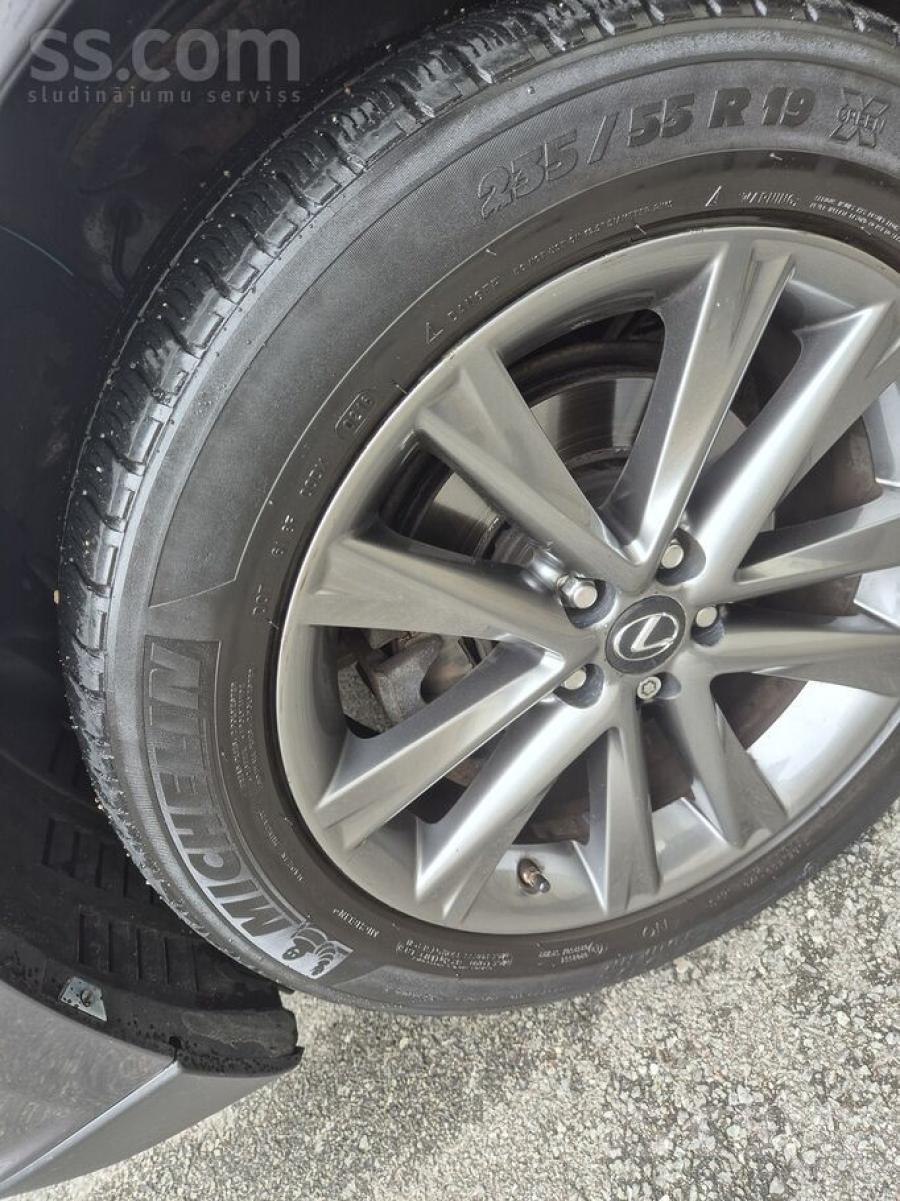 Grey Lexus RX 2014 in Riga, with an engine capacity of 3.50 L and mileage of 122 thousand km for 13900 €, photo 20 on AUTOMOTO.COM.LV