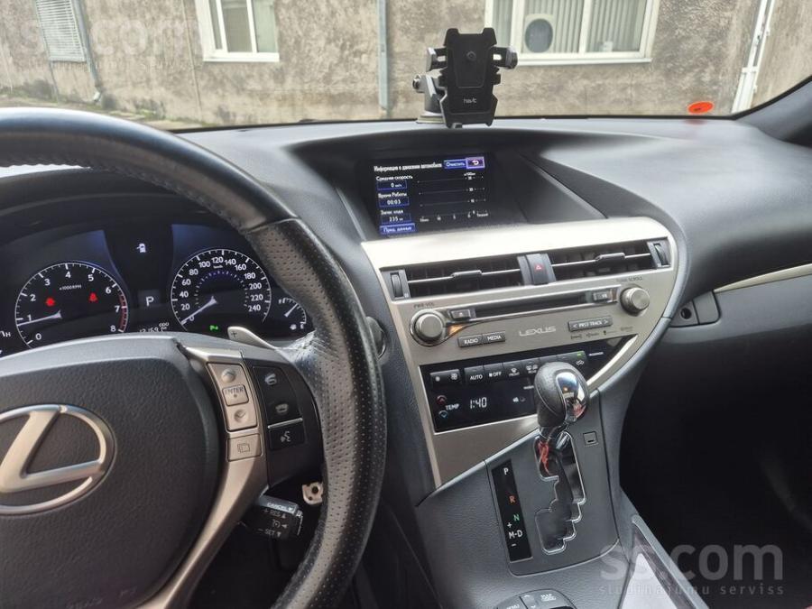 Grey Lexus RX 2014 in Riga, with an engine capacity of 3.50 L and mileage of 122 thousand km for 13900 €, photo 21 on AUTOMOTO.COM.LV