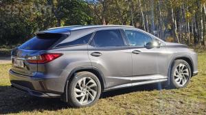 Pelēks Lexus RX 2016 Rīga, ar dzinēja tilpumu 3.50 L un nobraukumu 185 tūkst. km par 25000 €, foto 5 vietnē AUTOMOTO.COM.LV