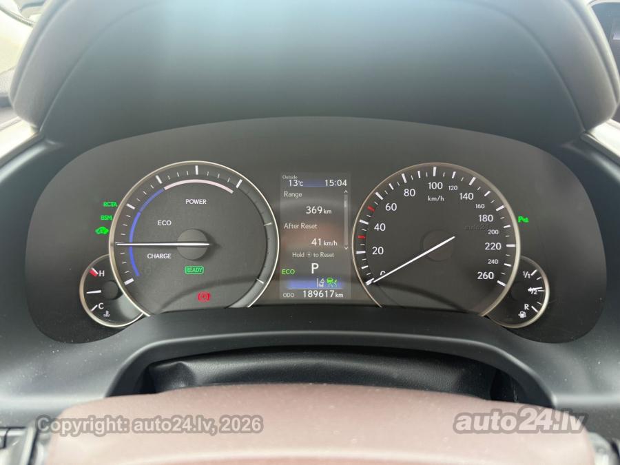 Pelēks Lexus RX 2016 Tallina, ar dzinēja tilpumu 3.50 L un nobraukumu 190 tūkst. km par 24990 €, foto 11 vietnē AUTOMOTO.COM.LV