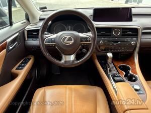 Pelēks Lexus RX 2016 Tallina, ar dzinēja tilpumu 3.50 L un nobraukumu 190 tūkst. km par 24990 €, foto 12 vietnē AUTOMOTO.COM.LV