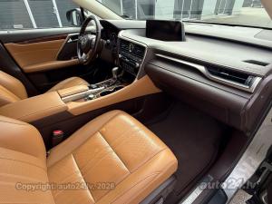 Pelēks Lexus RX 2016 Tallina, ar dzinēja tilpumu 3.50 L un nobraukumu 190 tūkst. km par 24990 €, foto 14 vietnē AUTOMOTO.COM.LV