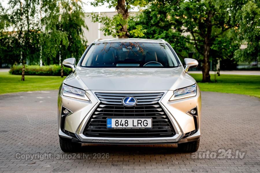 Grey Lexus RX 2016 in Parnu, with an engine capacity of 3.50 L and mileage of 115 thousand km for 29990 €, photo 7 on AUTOMOTO.COM.LV