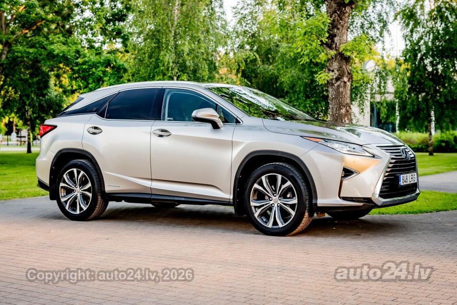 Grey Lexus RX 2016 in Parnu, with an engine capacity of 3.50 L and mileage of 115 thousand km for 29990 €, photo 8 on AUTOMOTO.COM.LV