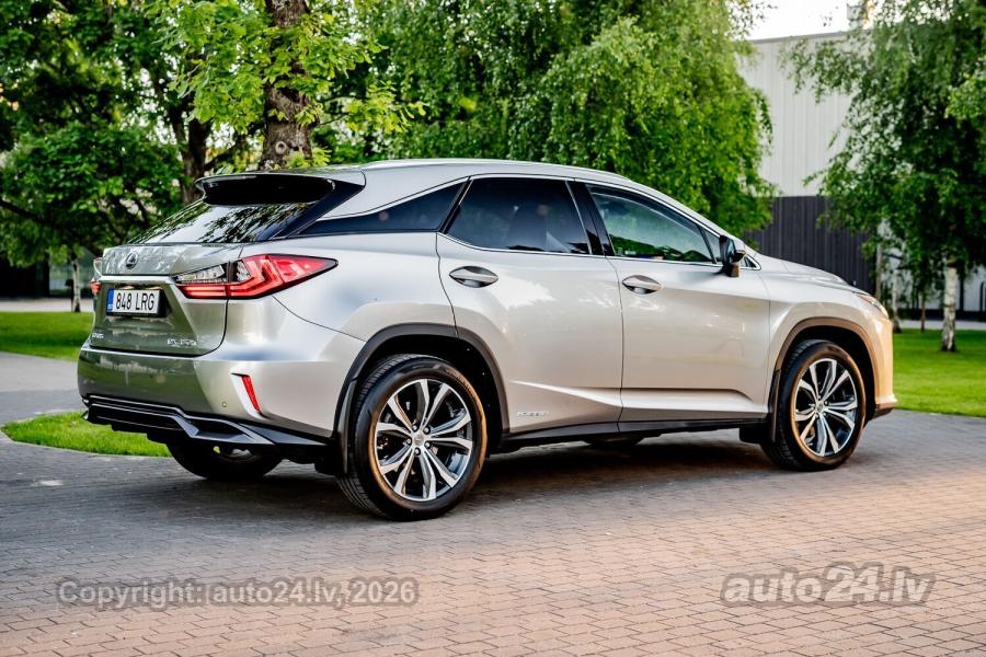 Grey Lexus RX 2016 in Parnu, with an engine capacity of 3.50 L and mileage of 115 thousand km for 29990 €, photo 10 on AUTOMOTO.COM.LV
