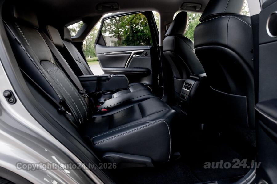 Grey Lexus RX 2016 in Parnu, with an engine capacity of 3.50 L and mileage of 115 thousand km for 29990 €, photo 17 on AUTOMOTO.COM.LV