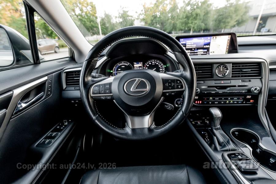 Grey Lexus RX 2016 in Parnu, with an engine capacity of 3.50 L and mileage of 115 thousand km for 29990 €, photo 19 on AUTOMOTO.COM.LV
