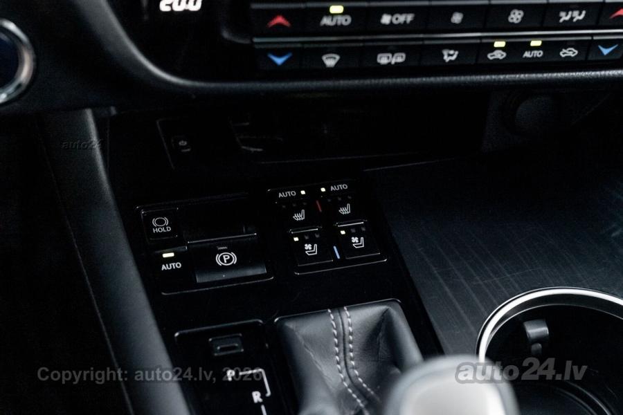 Grey Lexus RX 2016 in Parnu, with an engine capacity of 3.50 L and mileage of 115 thousand km for 29990 €, photo 25 on AUTOMOTO.COM.LV