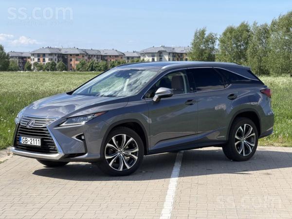 Pelēks Lexus RX 2018 Rīga, ar dzinēja tilpumu 3.50 L un nobraukumu 110 tūkst. km par 32500 €, foto 1 vietnē AUTOMOTO.COM.LV