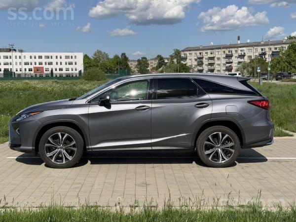 Pelēks Lexus RX 2018 Rīga, ar dzinēja tilpumu 3.50 L un nobraukumu 110 tūkst. km par 32500 €, foto 9 vietnē AUTOMOTO.COM.LV