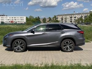 Grey Lexus RX 2018 in Riga, with an engine capacity of 3.50 L and mileage of 110 thousand km for 32500 €, photo 10 on AUTOMOTO.COM.LV
