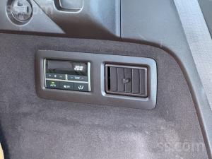 Grey Lexus RX 2018 in Riga, with an engine capacity of 3.50 L and mileage of 110 thousand km for 32500 €, photo 21 on AUTOMOTO.COM.LV