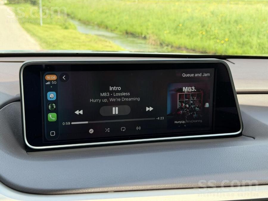 Grey Lexus RX 2018 in Riga, with an engine capacity of 3.50 L and mileage of 110 thousand km for 32500 €, photo 24 on AUTOMOTO.COM.LV
