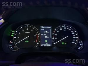 Grey Lexus RX 2018 in Riga, with an engine capacity of 3.50 L and mileage of 110 thousand km for 32500 €, photo 25 on AUTOMOTO.COM.LV