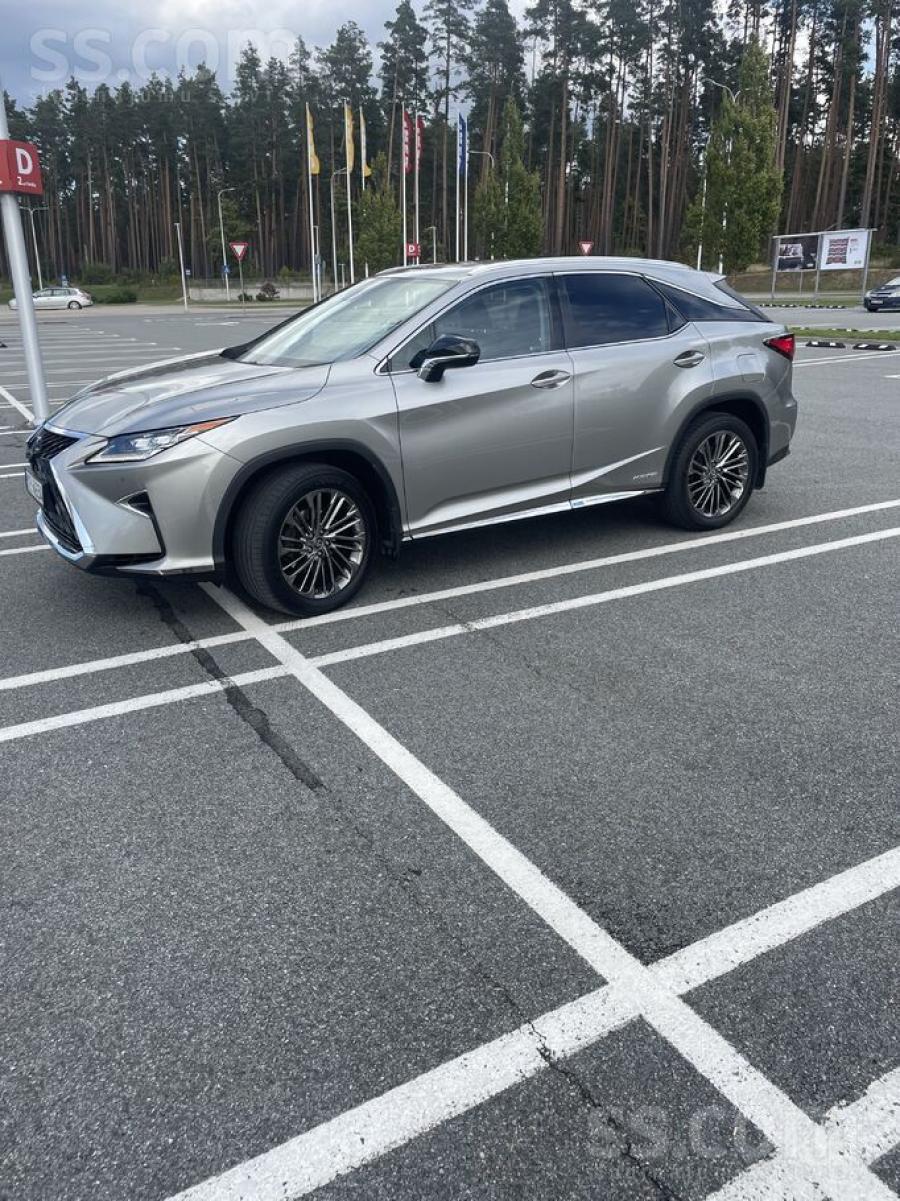 Pelēks Lexus RX 2018 Rīga, ar dzinēja tilpumu 3.50 L un nobraukumu 189 tūkst. km par 28600 €, foto 3 vietnē AUTOMOTO.COM.LV