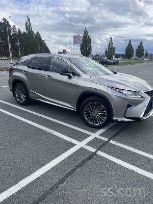 Pelēks Lexus RX 2018 Rīga, ar dzinēja tilpumu 3.50 L un nobraukumu 189 tūkst. km par 28600 €, foto 4 vietnē AUTOMOTO.COM.LV