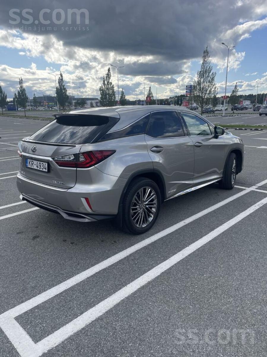 Pelēks Lexus RX 2018 Rīga, ar dzinēja tilpumu 3.50 L un nobraukumu 189 tūkst. km par 28600 €, foto 5 vietnē AUTOMOTO.COM.LV