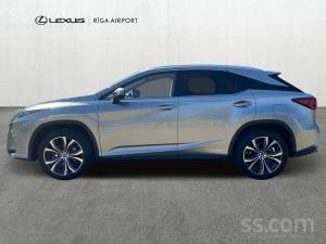 Pelēks Lexus RX 2019 Rīga, ar dzinēja tilpumu 3.50 L un nobraukumu 92 tūkst. km par 33000 €, foto 3 vietnē AUTOMOTO.COM.LV
