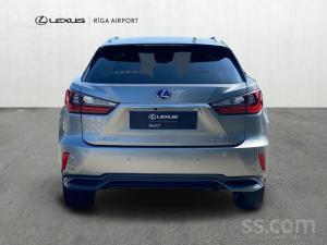 Pelēks Lexus RX 2019 Rīga, ar dzinēja tilpumu 3.50 L un nobraukumu 92 tūkst. km par 33000 €, foto 4 vietnē AUTOMOTO.COM.LV