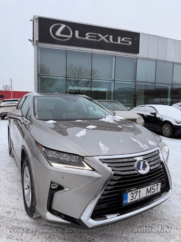 Grey Lexus RX 2019 in Tallinn, with an engine capacity of 3.50 L and mileage of 194 thousand km for 29900 €, photo 1 on AUTOMOTO.COM.LV