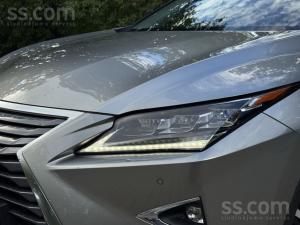 Grey Lexus RX 2019 in Riga, with an engine capacity of 3.50 L and mileage of 86 thousand km for 33890 €, photo 6 on AUTOMOTO.COM.LV