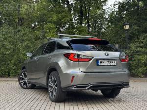 Grey Lexus RX 2019 in Riga, with an engine capacity of 3.50 L and mileage of 86 thousand km for 33890 €, photo 10 on AUTOMOTO.COM.LV